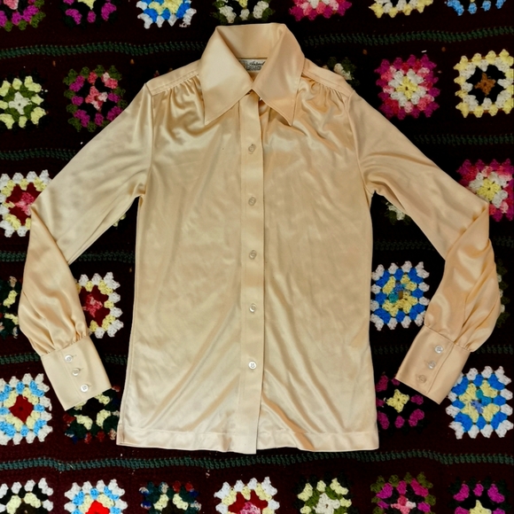 Vintage | Tops | Vintage 7s Cream Sheen Polyester Button Up Shirt With ...